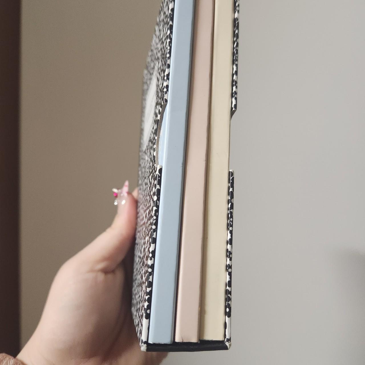 Marc Jacobs Daisy fragrance mini notebooks... - Depop