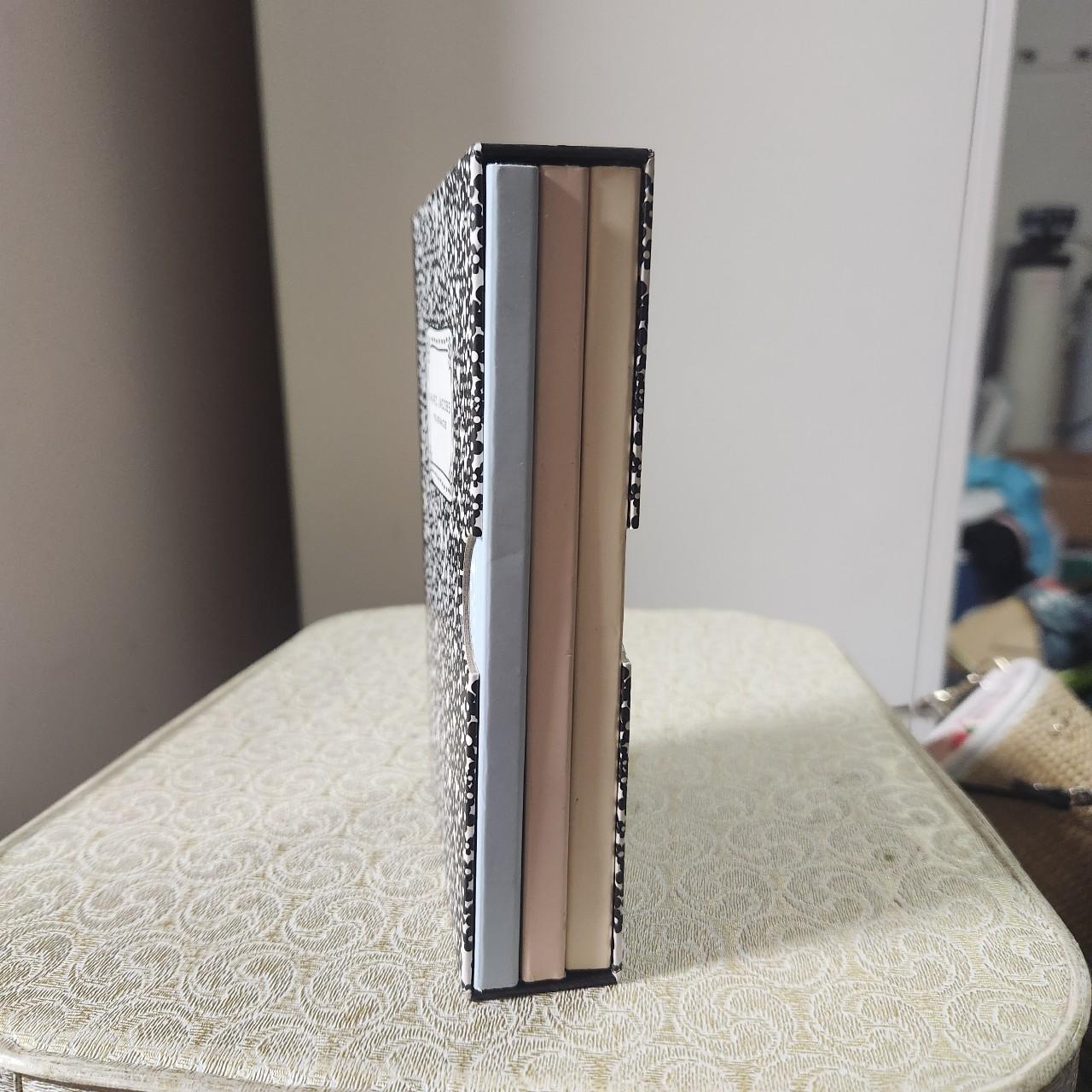 Marc Jacobs Daisy fragrance mini notebooks... - Depop