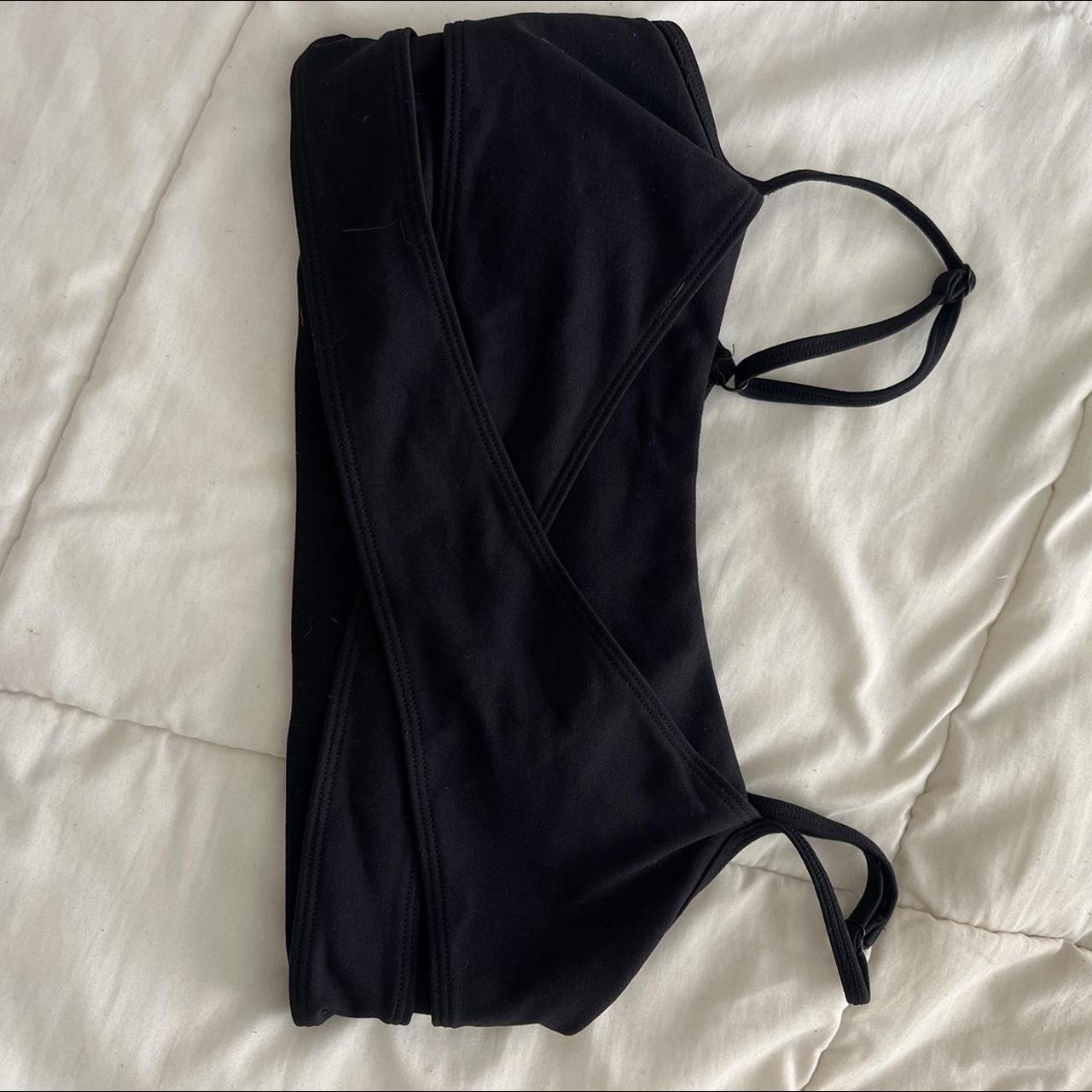 Alo cross bra & shorts set -originally paid $140+... - Depop