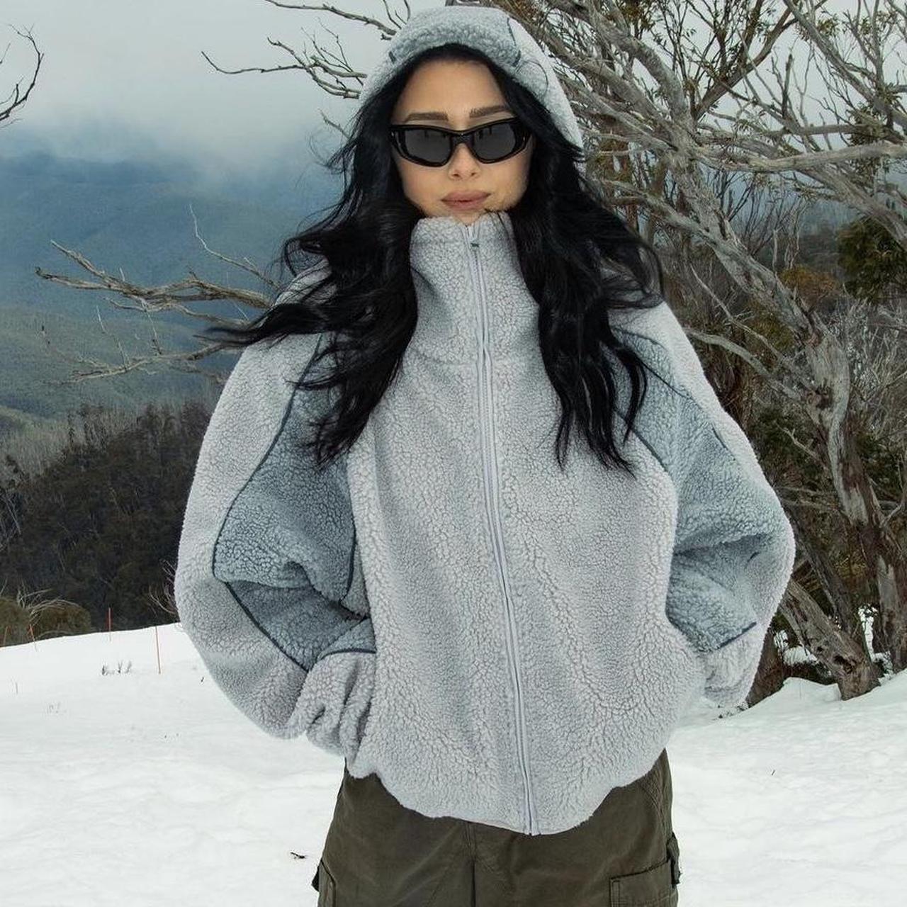 Mertra mertra og yeti fleece Super cool full zip... - Depop