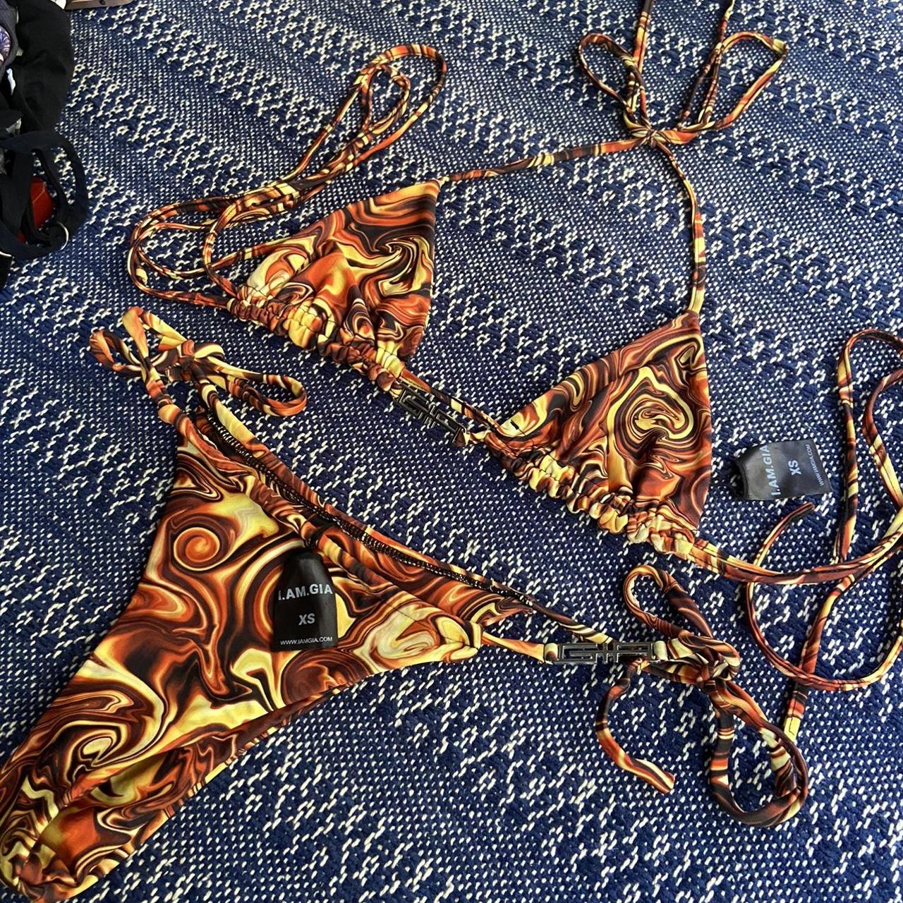 IAMGIA Binki Set brand new worn once on vacation... - Depop