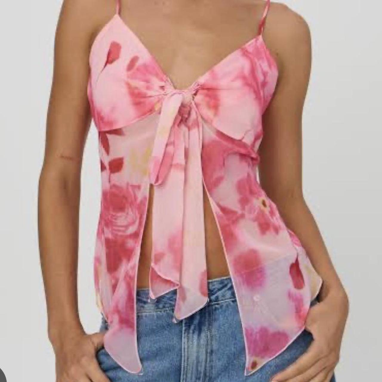 Glassons pink mesh crop Size 8 - Depop