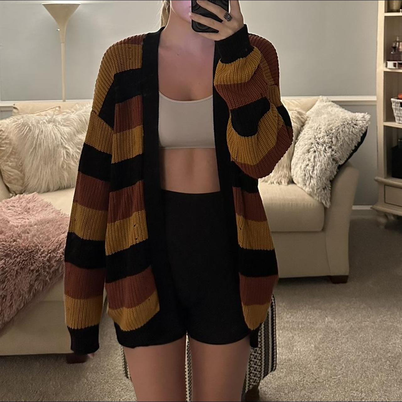 Fall cardigan sweater // Super cute fall sweater //... - Depop
