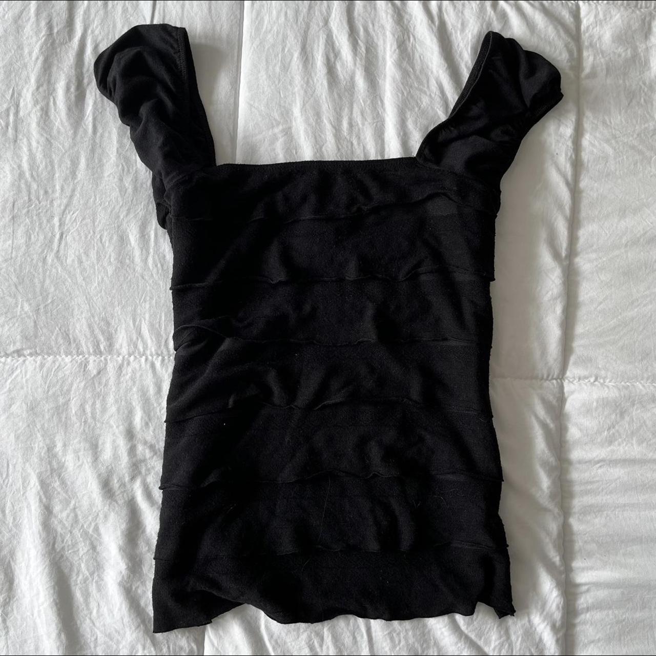 Max Studio Women's Black Vest | Depop