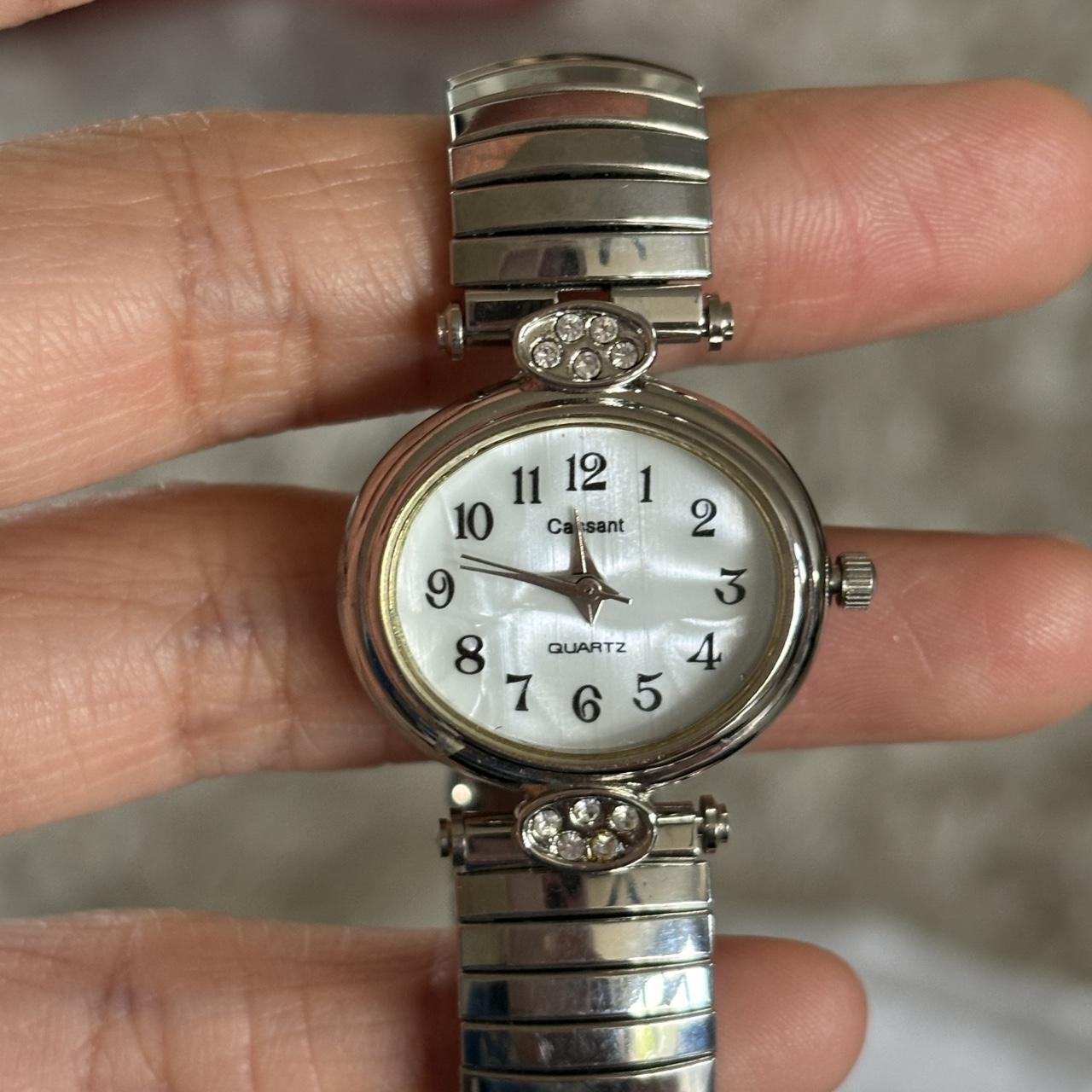 Silver cassant watch Great condition! Super cute... - Depop