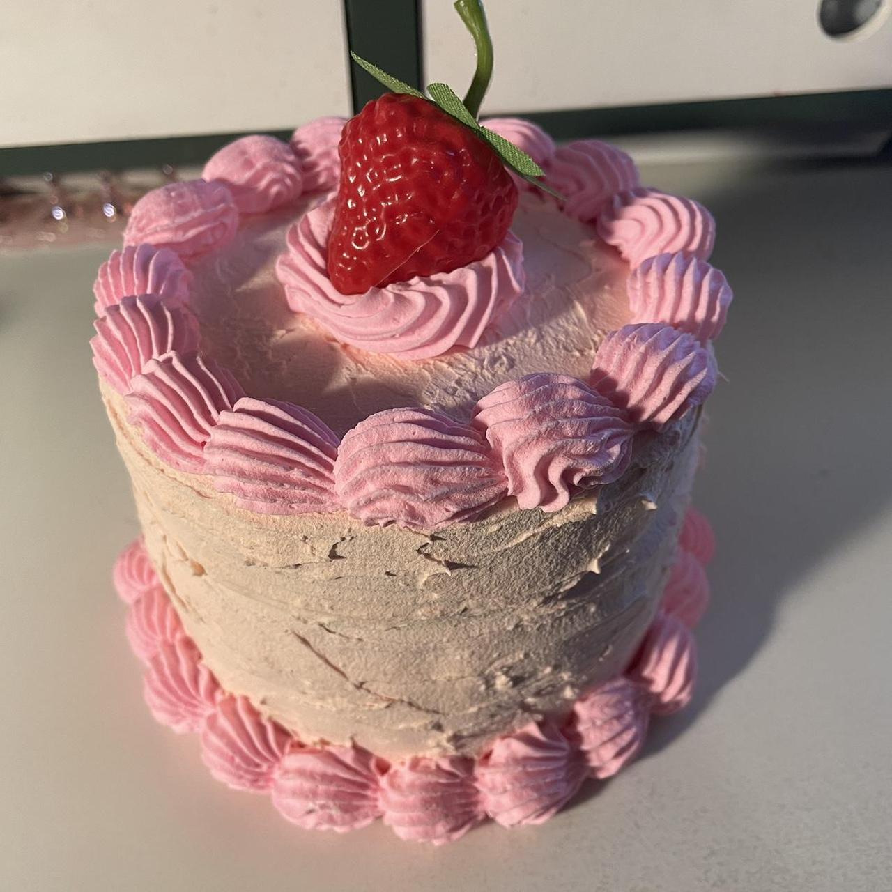 Super cute handmade cake storage box. Perfect for... - Depop