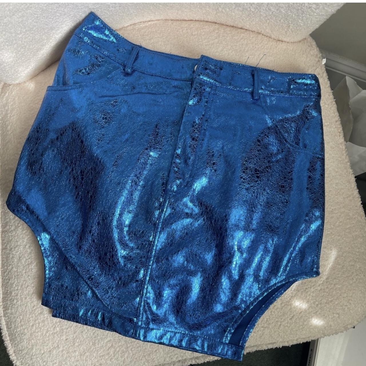 Boohoo blue metallic mini skirt size 8 - Depop