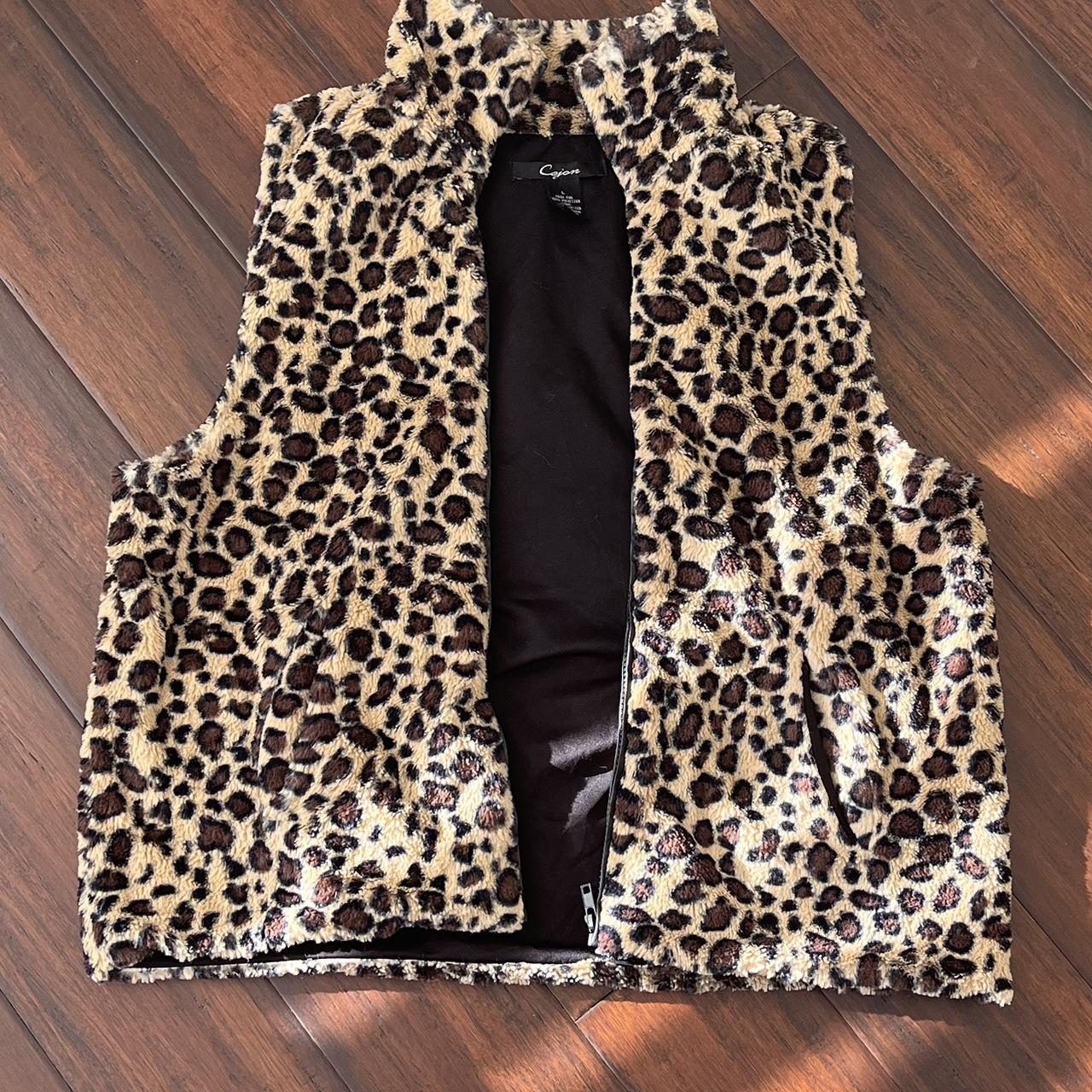 Gyaru Leopard Vest. Real cute. Very fluffy. Open to... - Depop