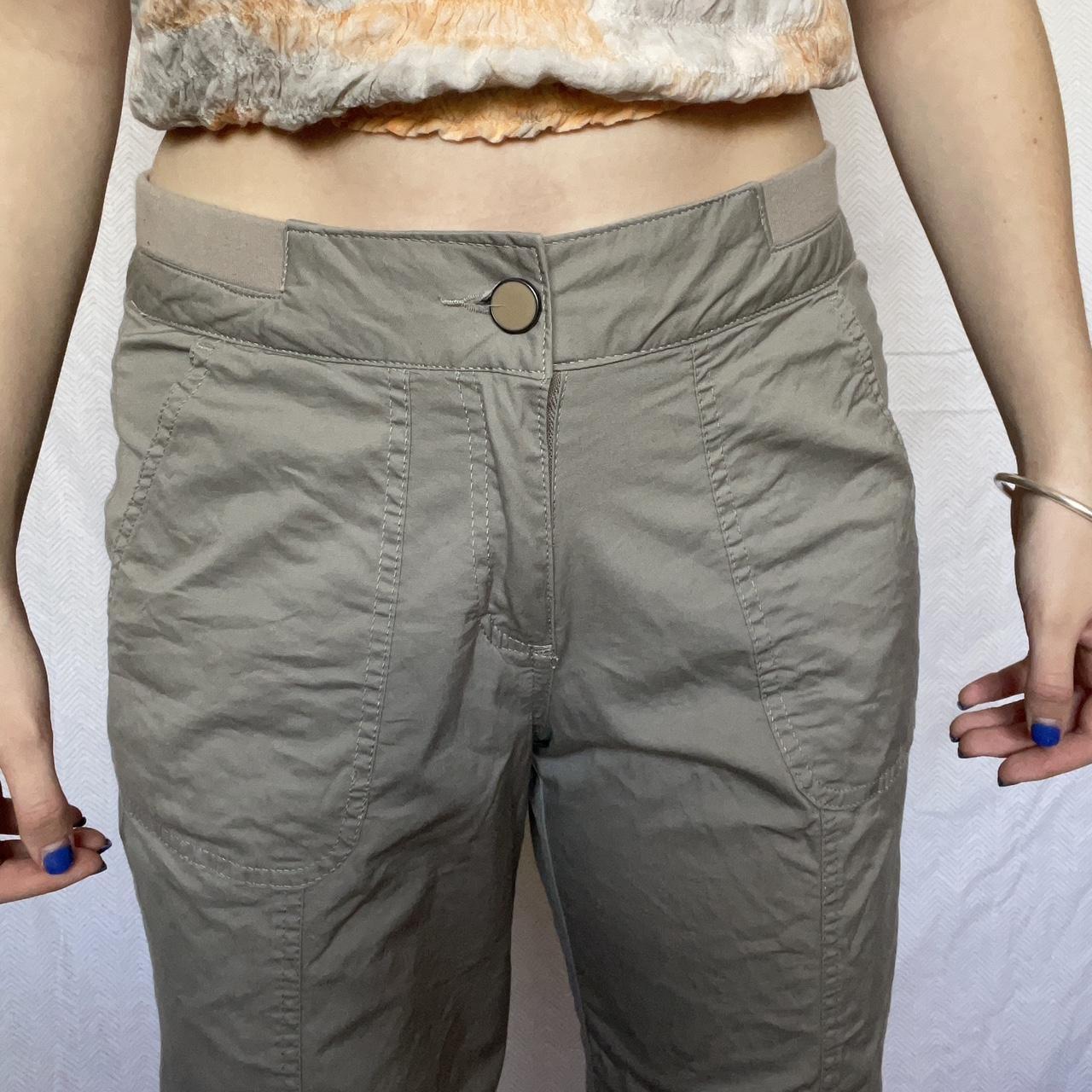 Grey cargo pants They are so nice on and comfy... - Depop