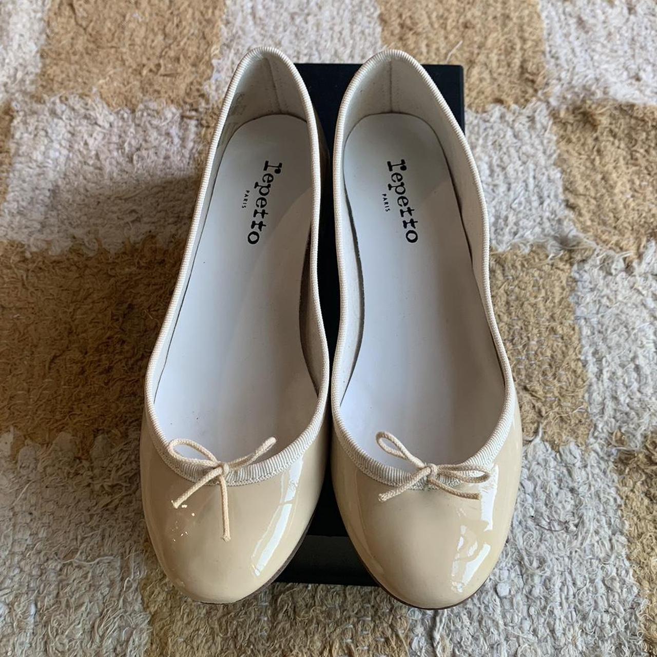 Repetto Women's Tan and Cream Ballet-shoes | Depop