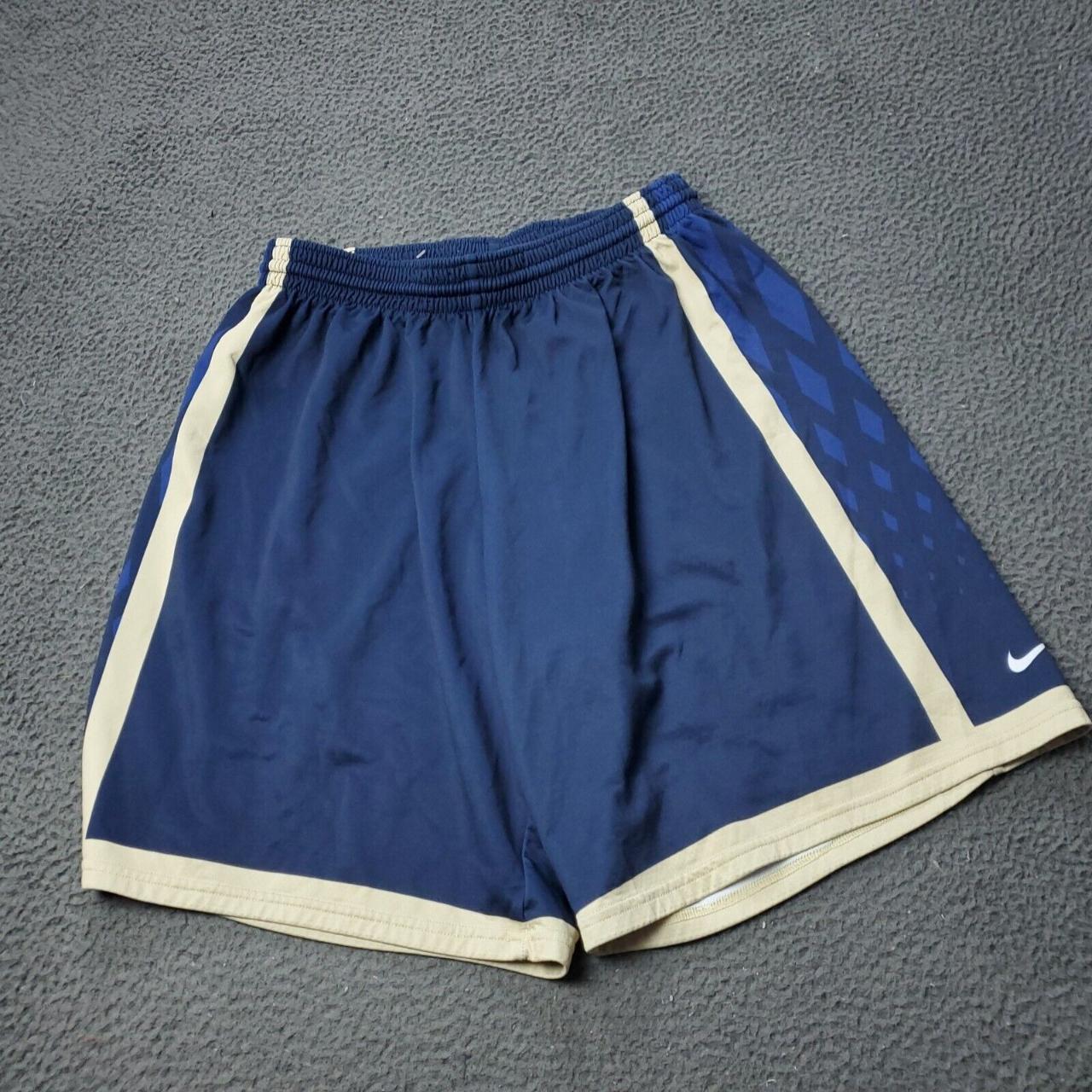 Nike Basketball George Washington Activewear... - Depop