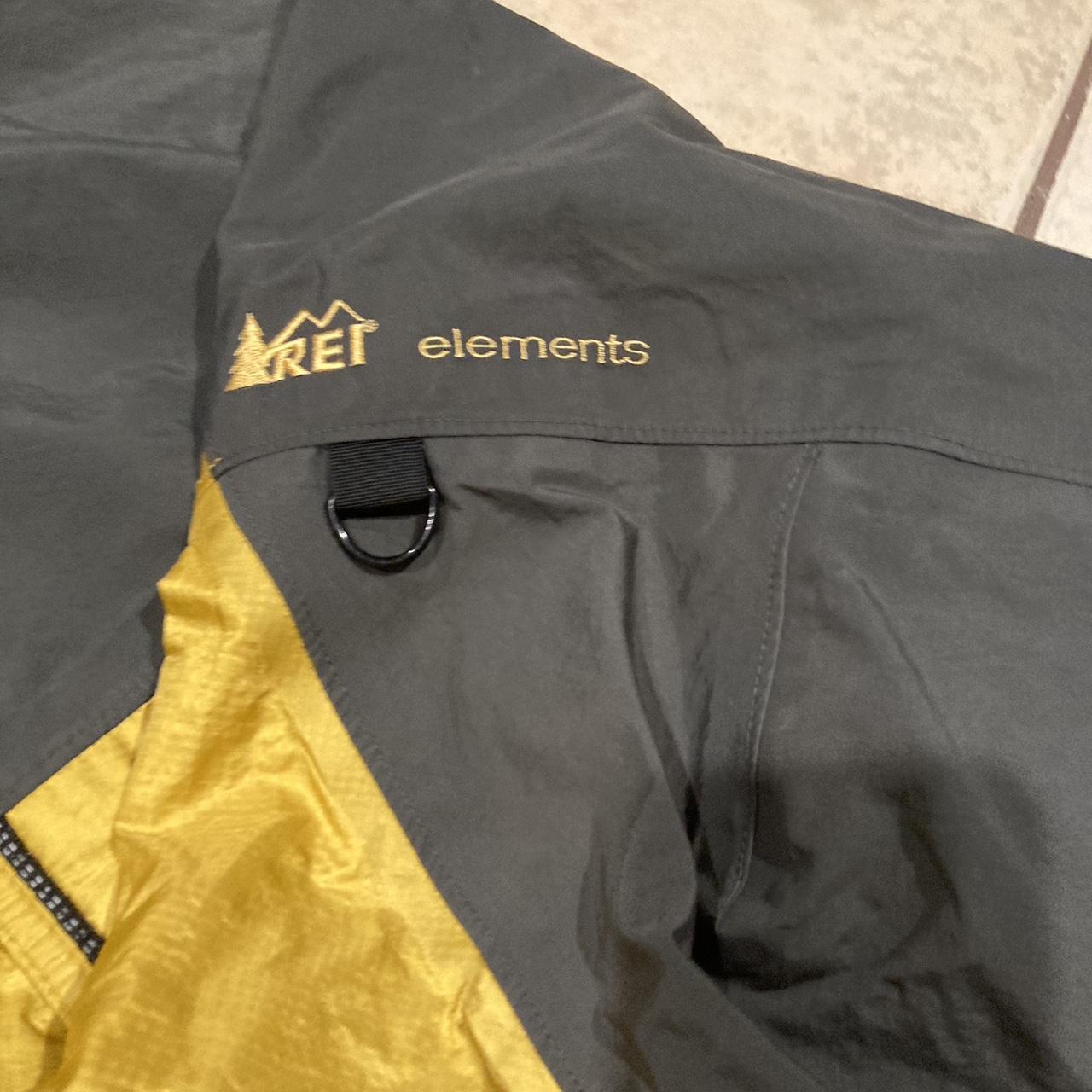Vintage REI Elements Windbreaker Jacket Adult L Full... - Depop