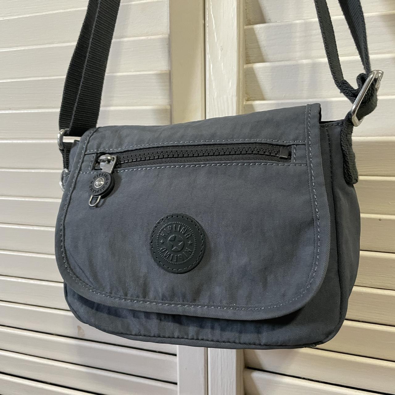 🍒 KIPLING LIVE LIGHT GRAY CROSSBODY BAG 🍒 - missing... - Depop
