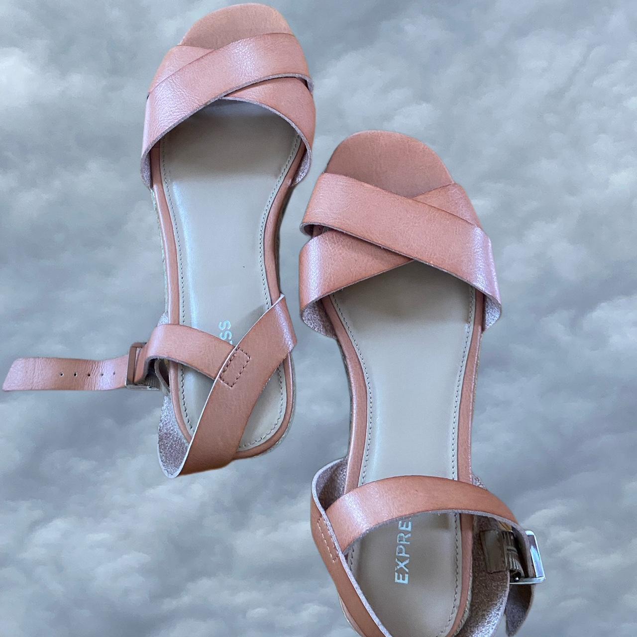 Express Women's Tan and Cream Sandals | Depop