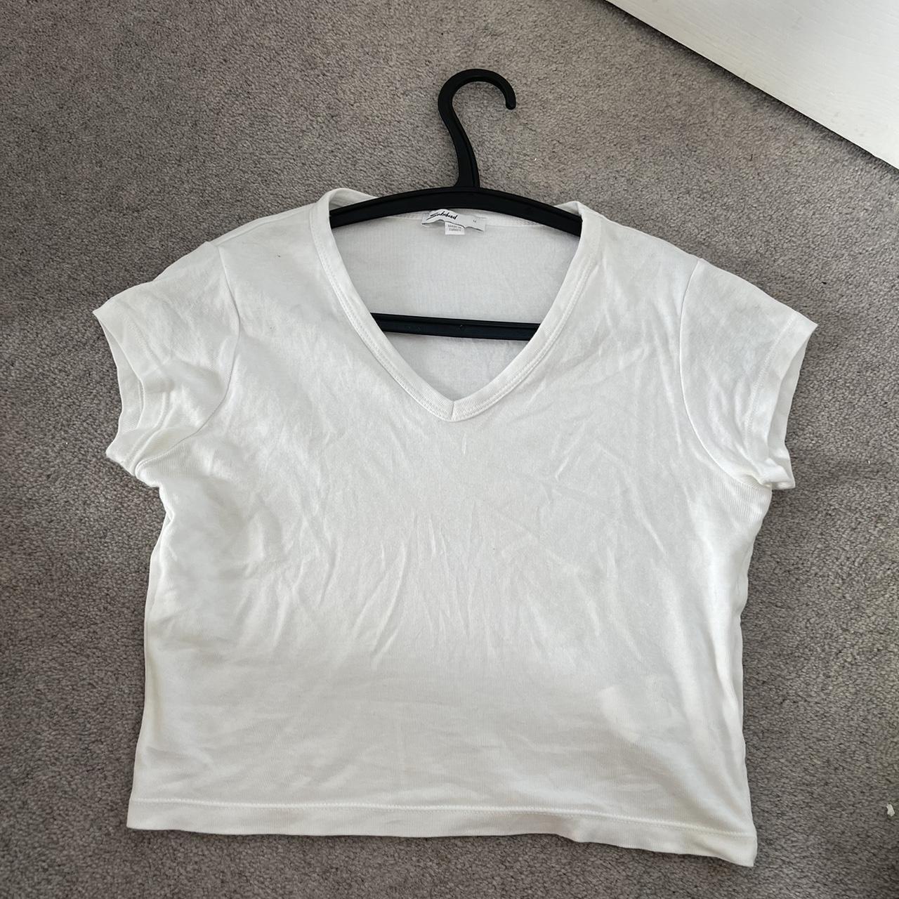 subdued white basic top size medium however would... - Depop