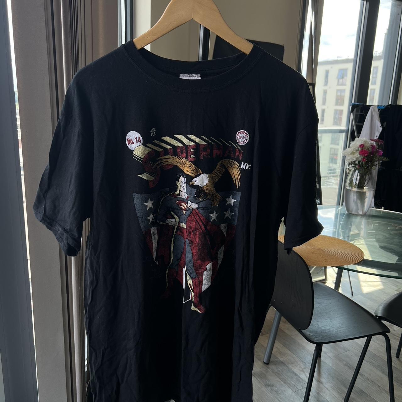 Superman 90’s graphic T. Official DC merch - Depop