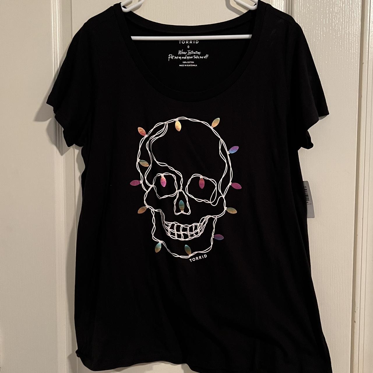 Torrid Christmas Lights skull graphic tee. Size L /... - Depop