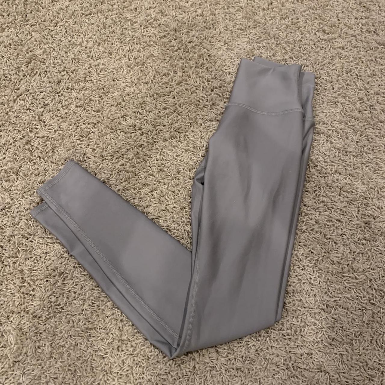 Alo Women's Grey and Blue Leggings | Depop