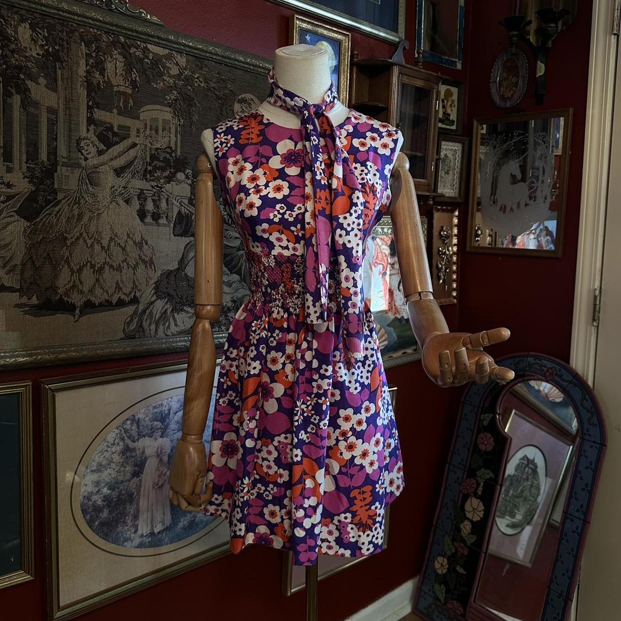 The absolute cutest 60s mini dress with gorgeous... | Depop