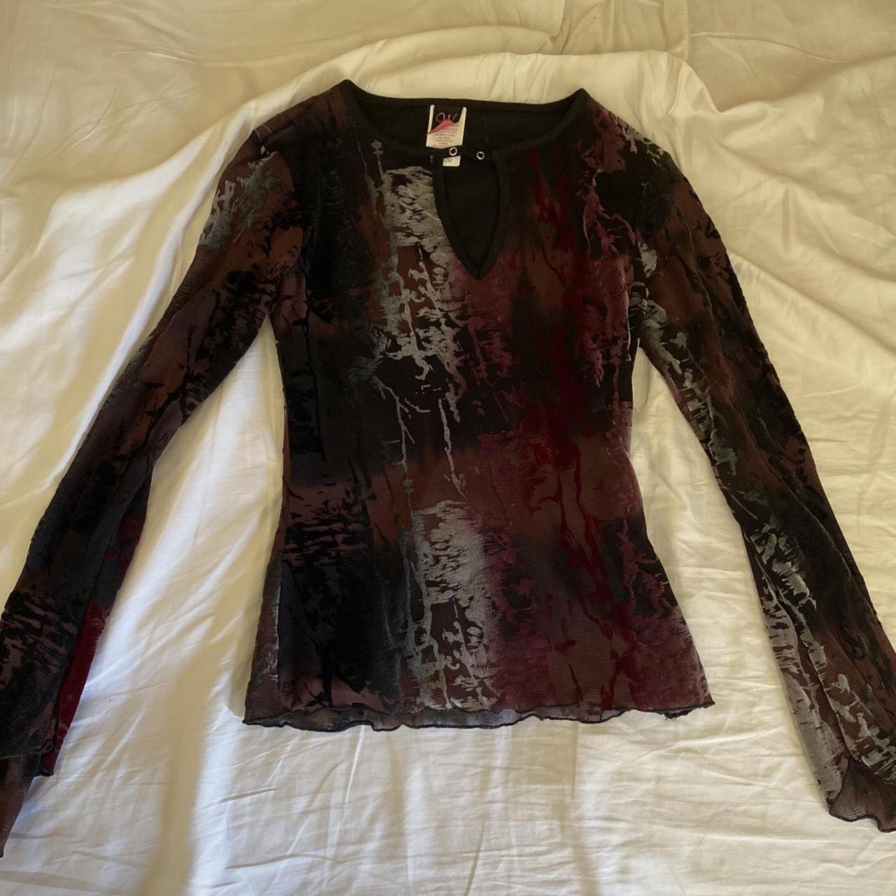 cute edgy ytk shirt. with flare sleeves. tage says... - Depop