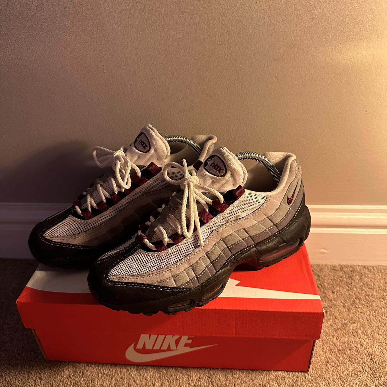 Air max 95 beetroot Size uk 6 Barely worn - Depop