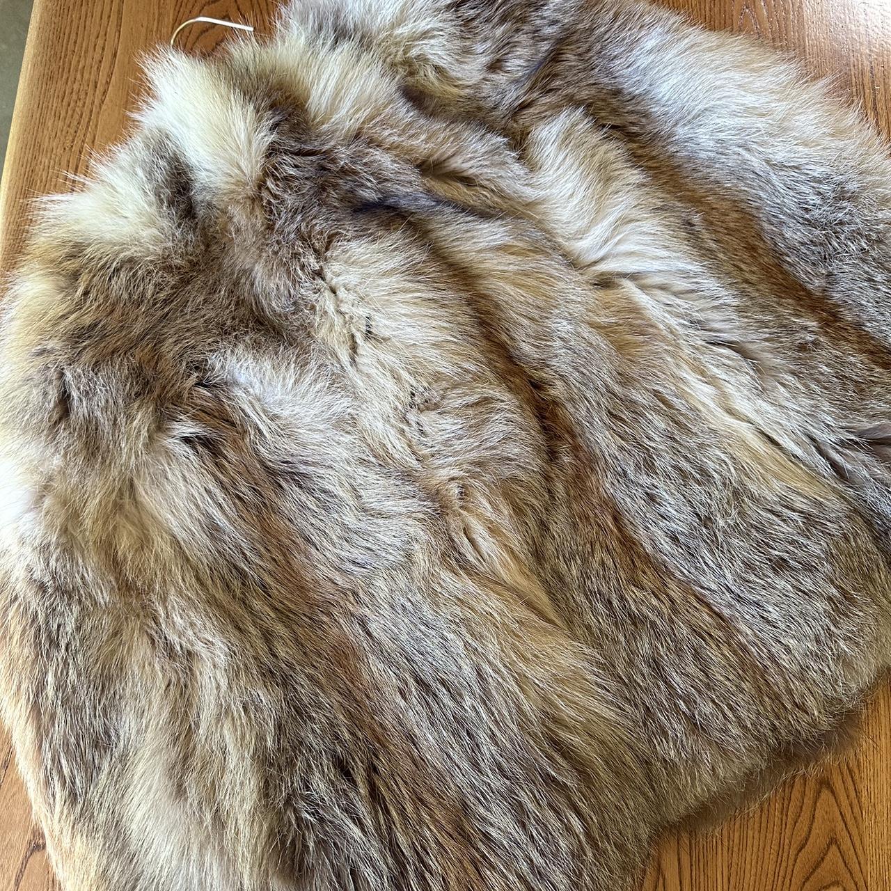 Vintage real fur over shoulder mini cape Hand made... - Depop