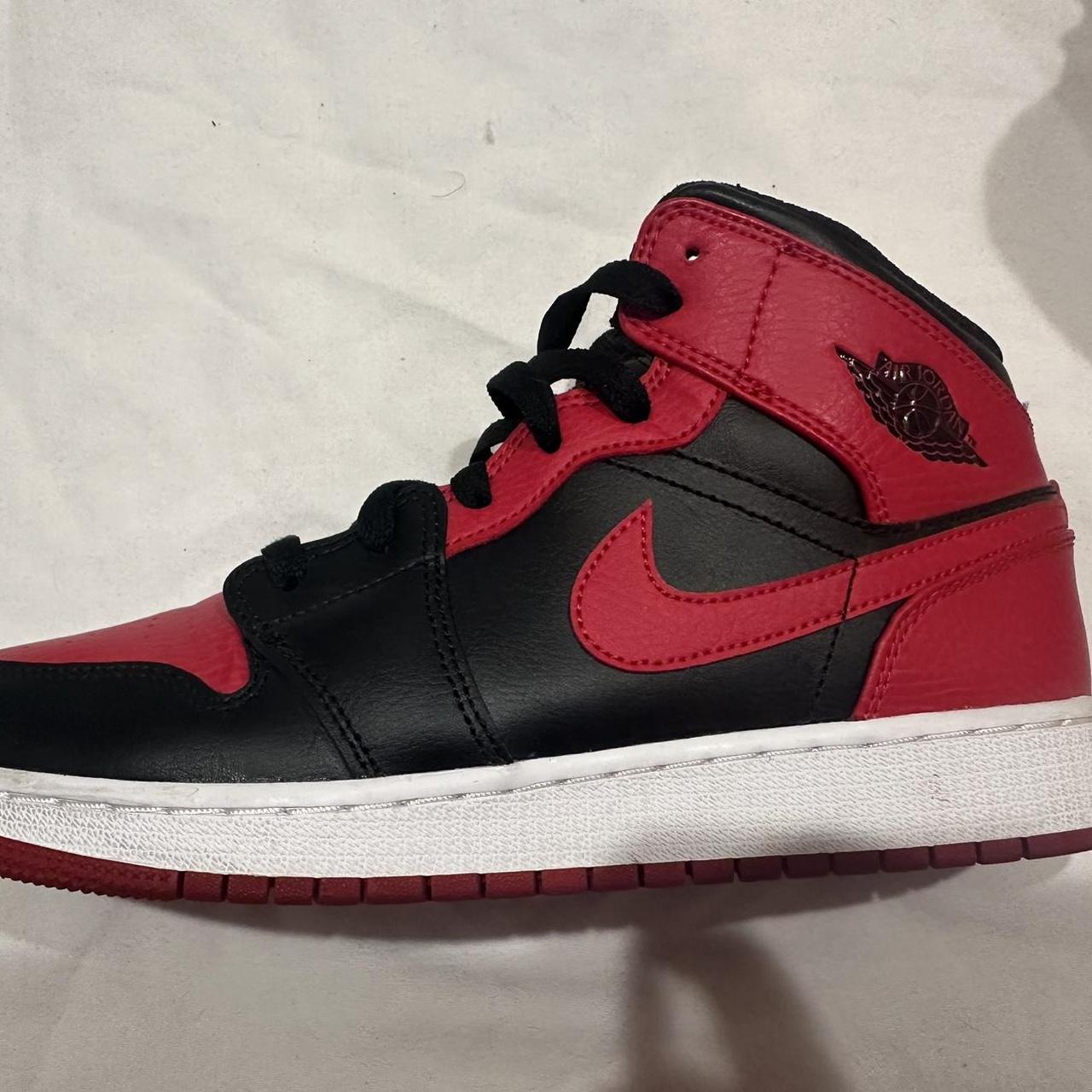 Black and Red Air Jordan Mids US 6.5Y #jordan - Depop
