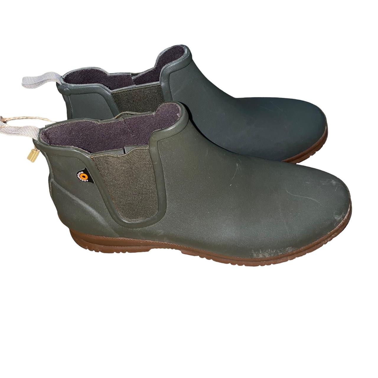 Bogs Sweet Pea Flat Pull On Rain Boots Army Sage... - Depop