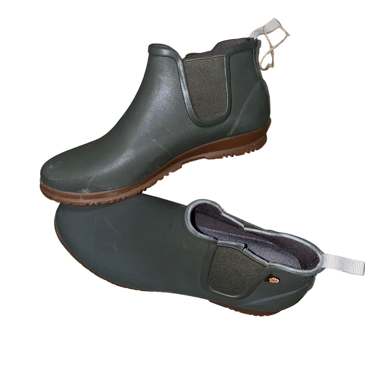 Bogs Sweet Pea Flat Pull On Rain Boots Army Sage... - Depop