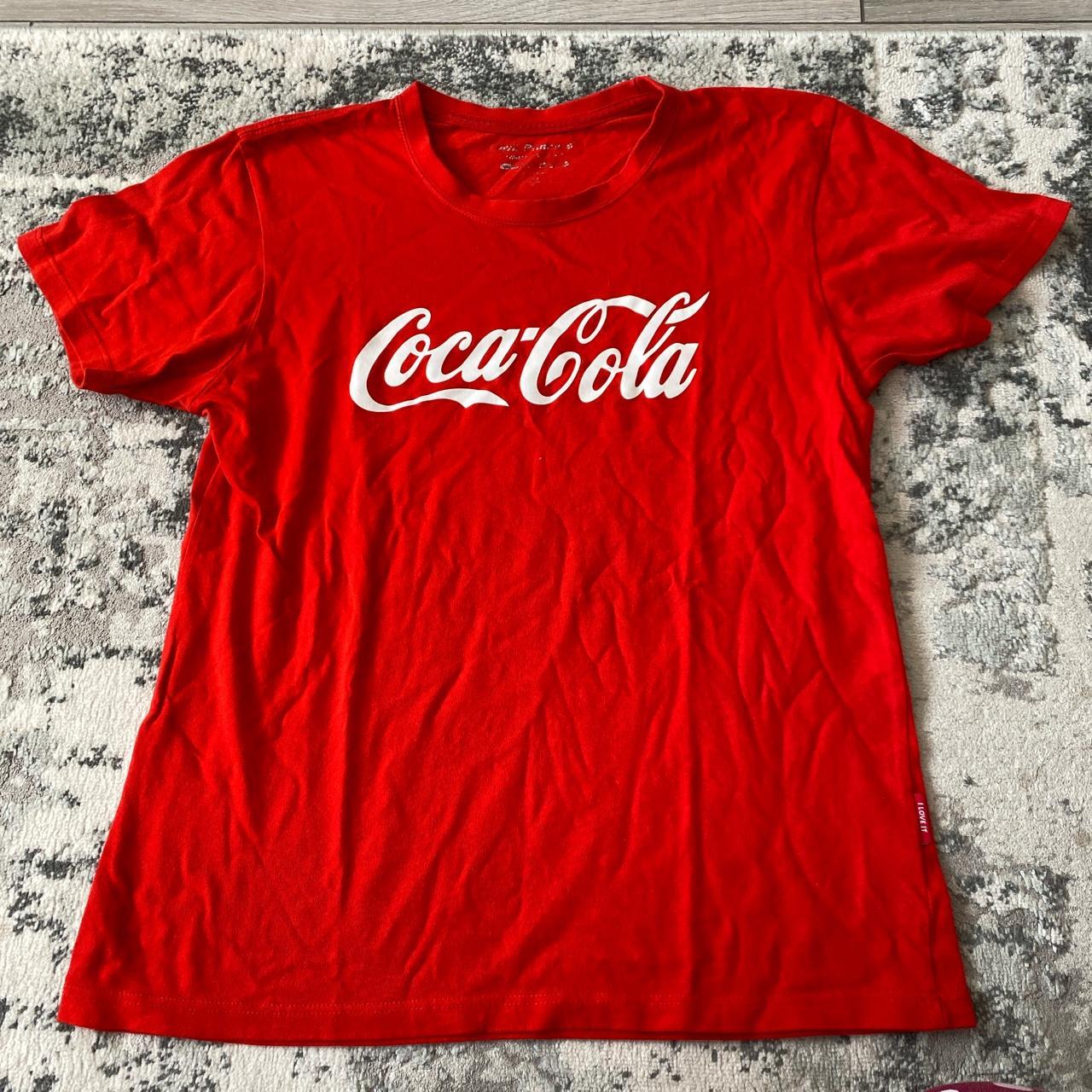 Coca-Cola Women's T-shirt | Depop