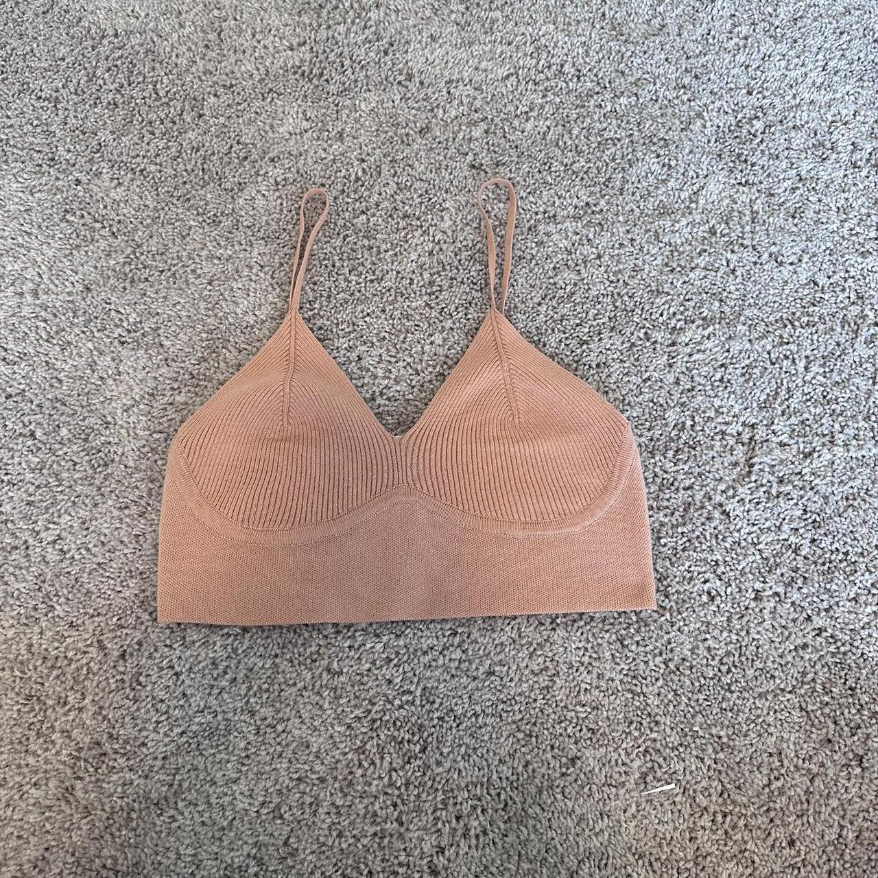 Lulus seamless knit tank top in tan/peach color... - Depop