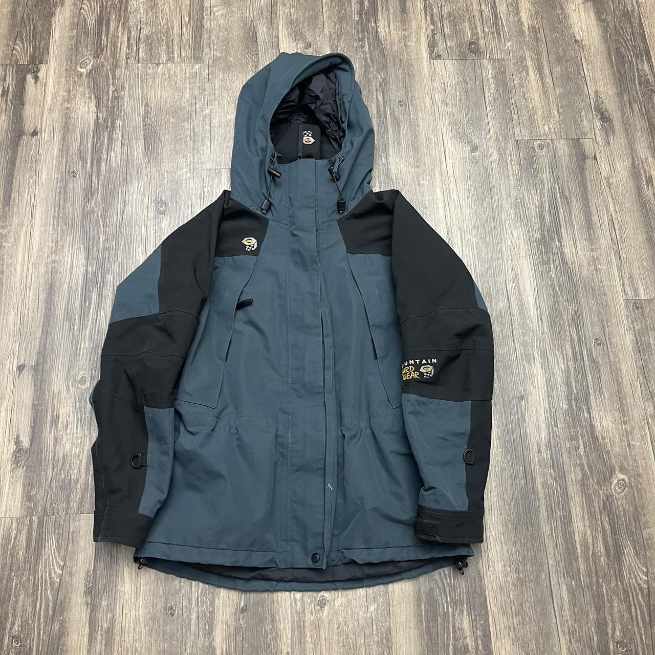 Vintage Mountain Hardwear Conduit Mountain Parka... - Depop