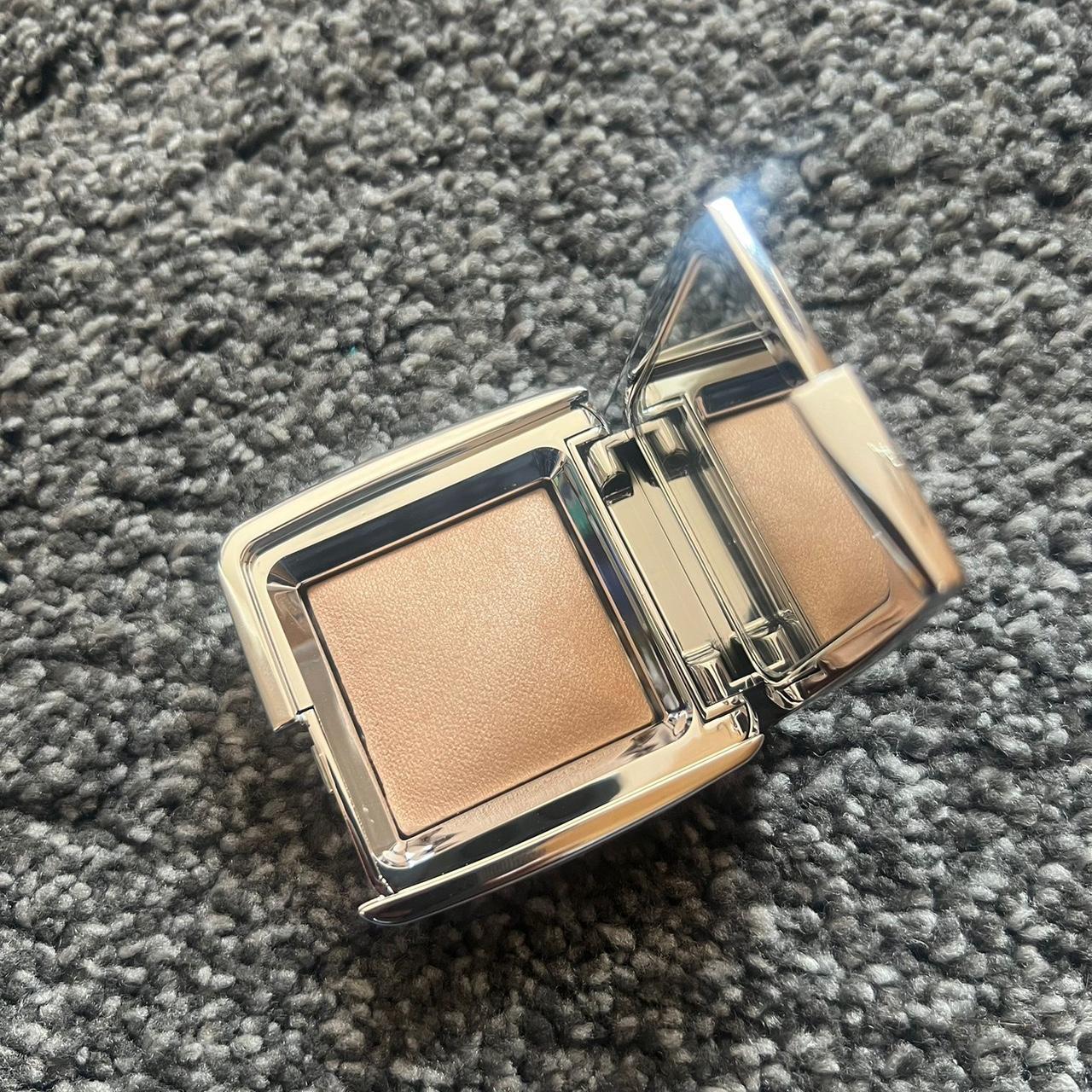 Hourglass travel size Setting powders blushers and... - Depop