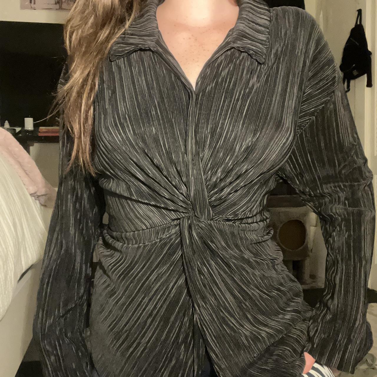 Boohoo Textured Top -super cute only worn a few... - Depop