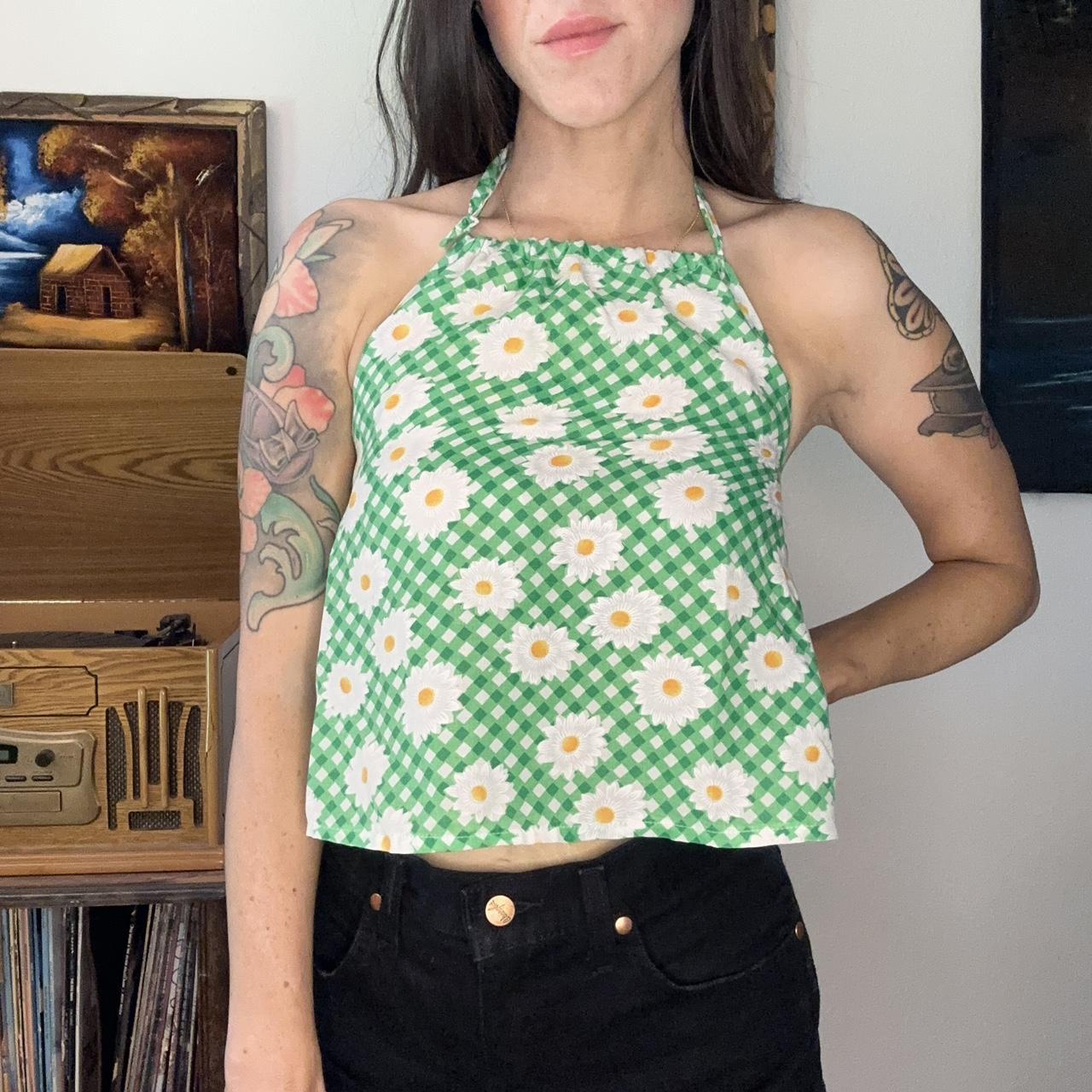 Vintage 1970s Green Checkered Daisy Halter Top Ties... - Depop