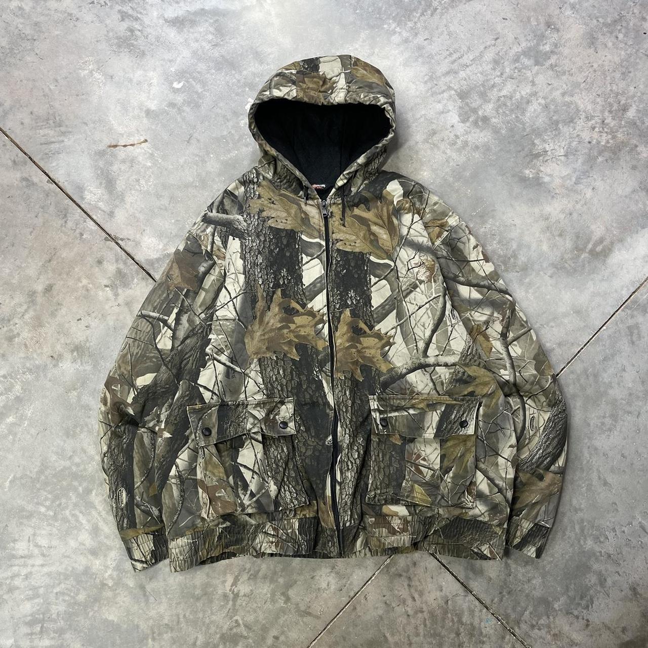 Vintage Realtree Camo Jacket Workwear Hooded Quilted... | Depop