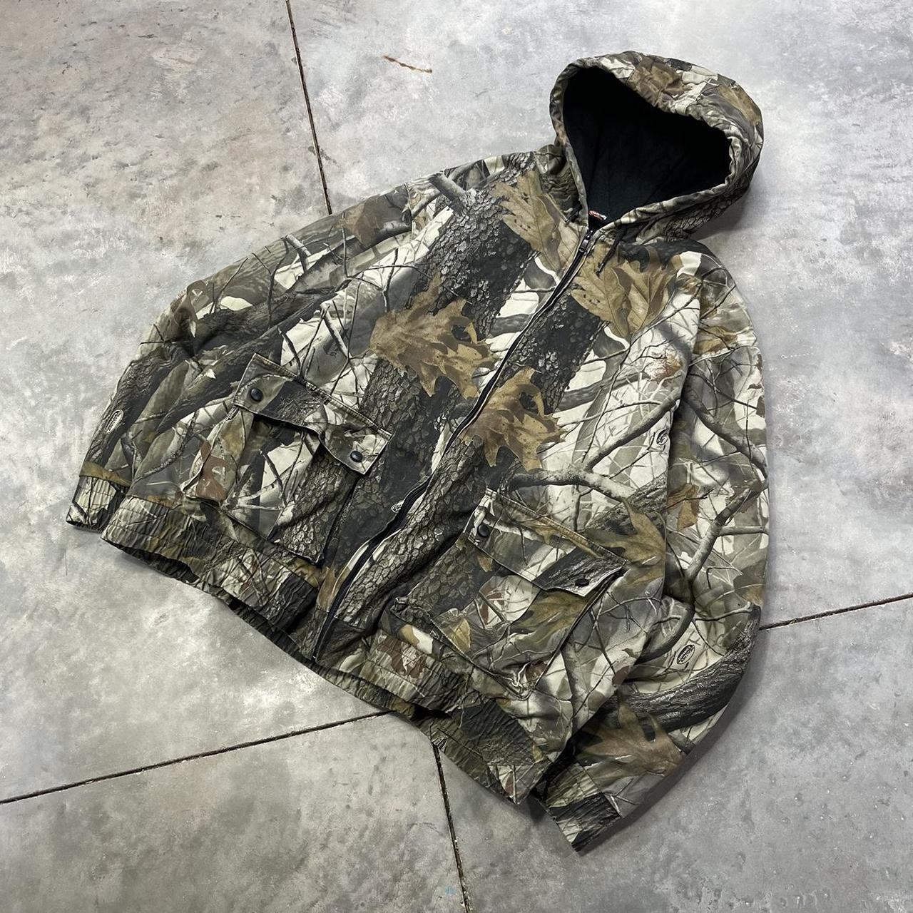Vintage Realtree Camo Jacket Workwear Hooded Quilted... | Depop