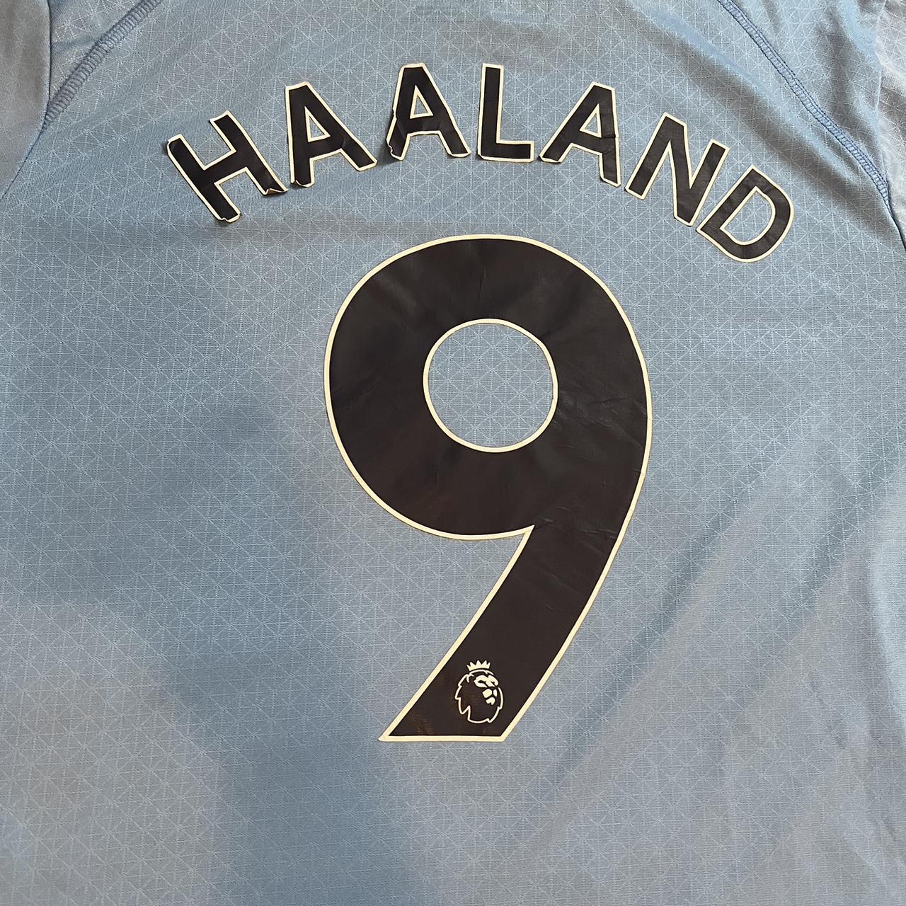 Manchester City Erling Haaland jesery Size: Large... - Depop