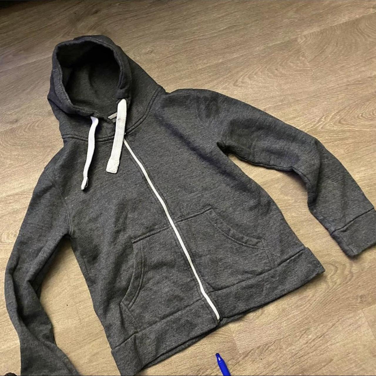 *message before buying *advertising for friend Zip... - Depop