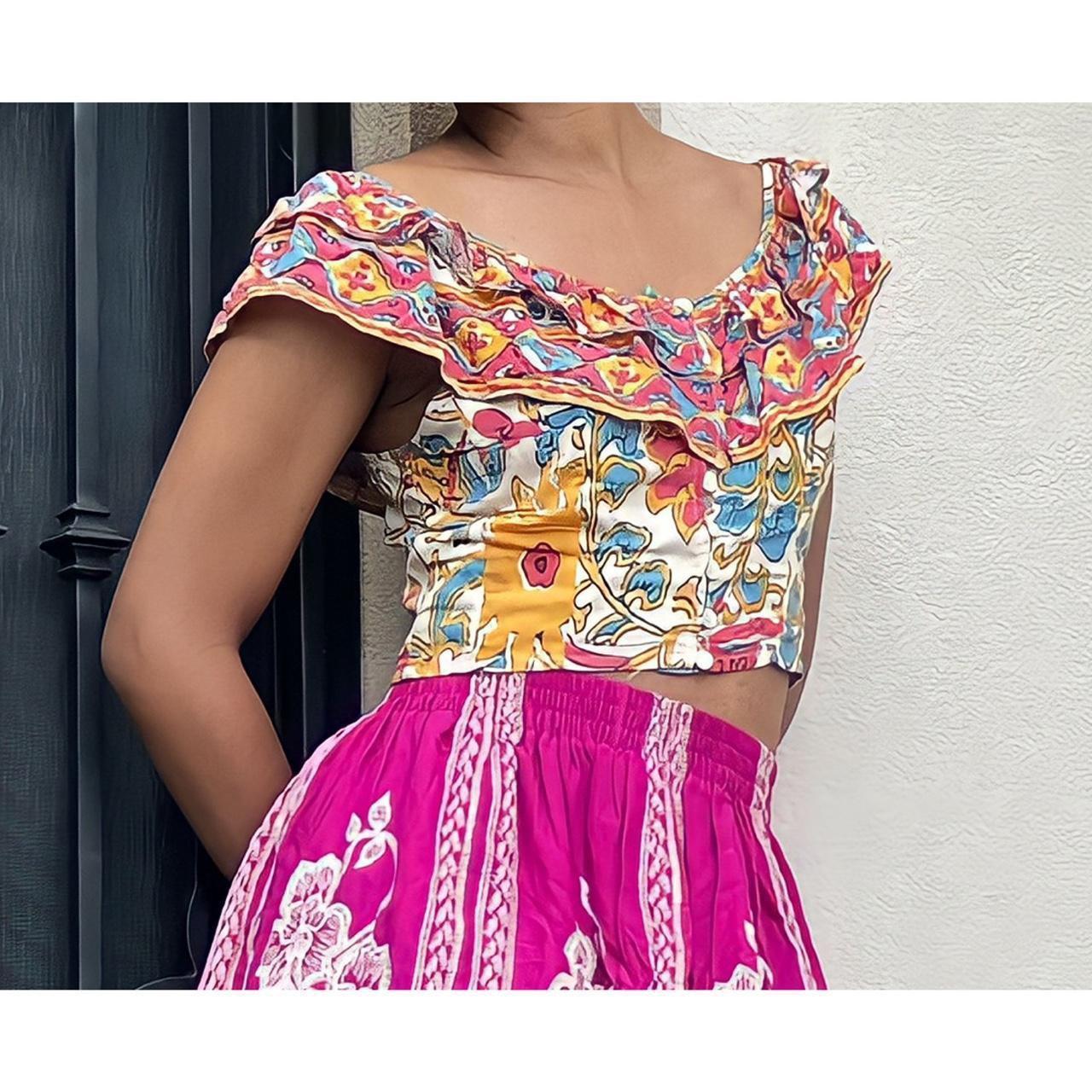 Rachel Zoe Beautiful Tile Print Mosaic Ruffled Top •... - Depop