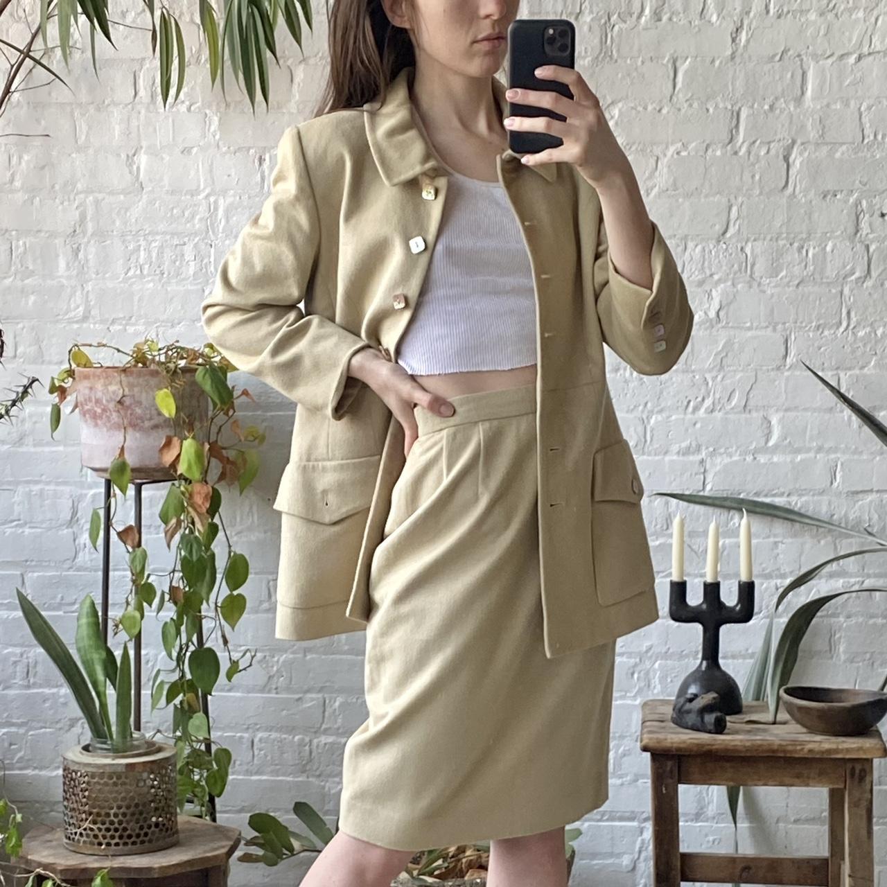 Chloé Women's Tan Suit | Depop