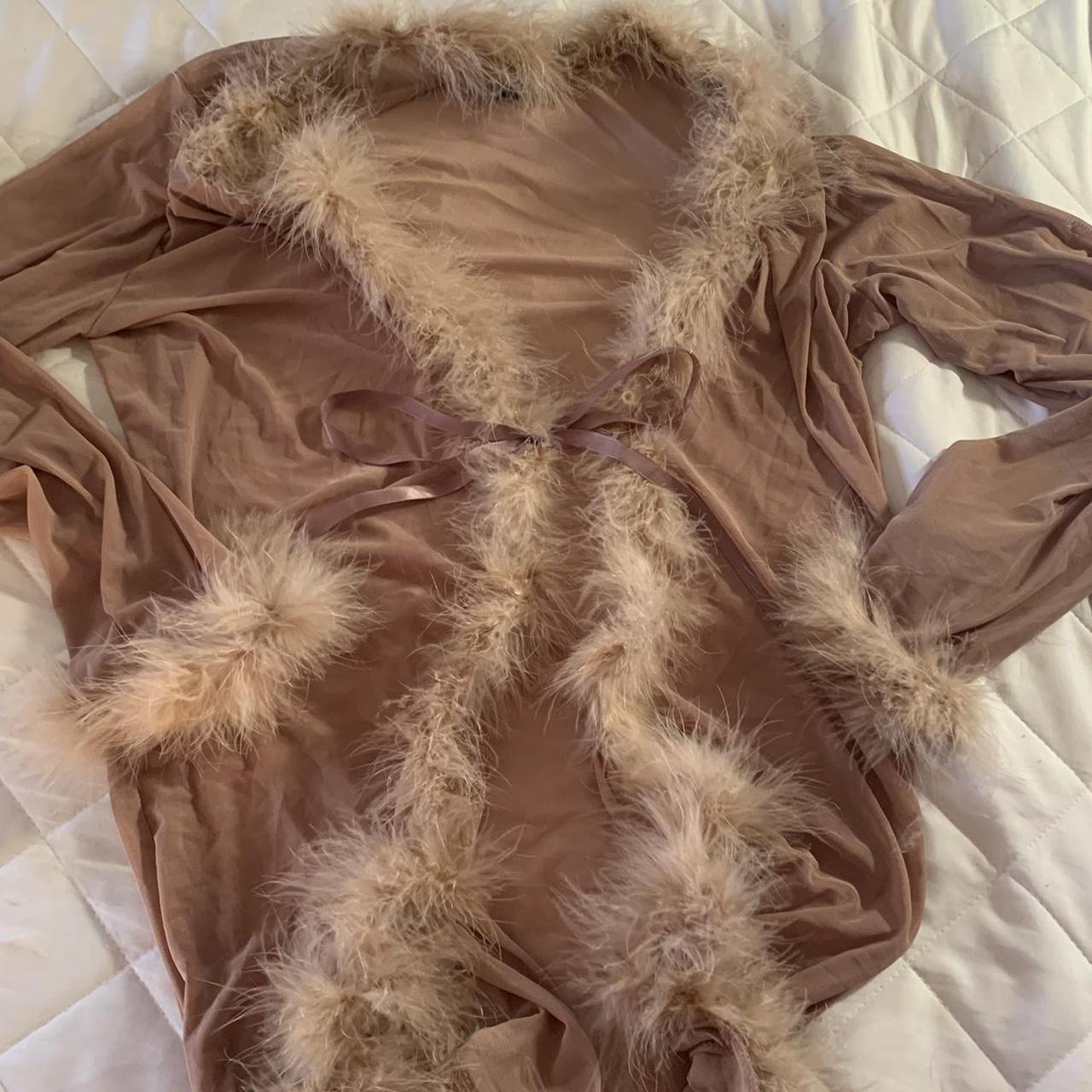 the elaine robe beautiful pink blush mesh & feather... - Depop