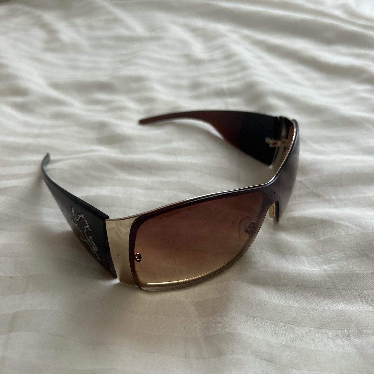 VINTAGE y2k sunglasses Summer, college, school,... - Depop