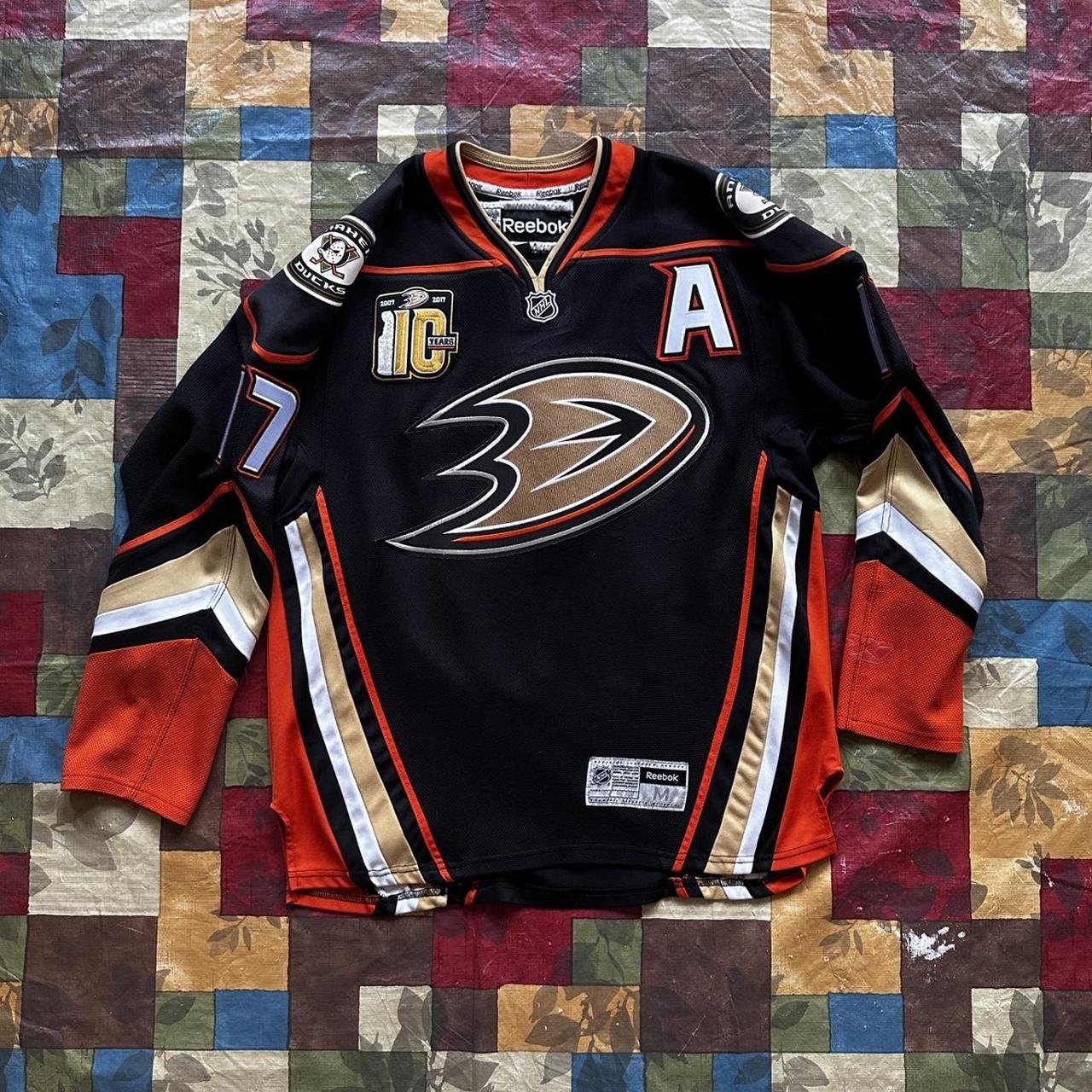 Anaheim Ducks Ryan Kesler number 17 sweater /jersey.... - Depop
