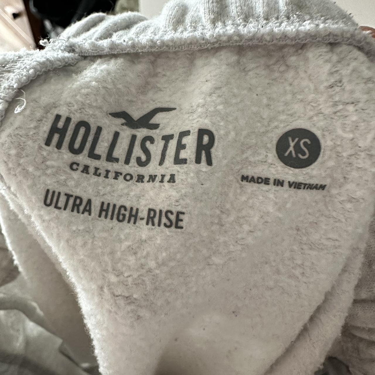 Hollister ultra high-rise sweats🤍 I love these but... - Depop