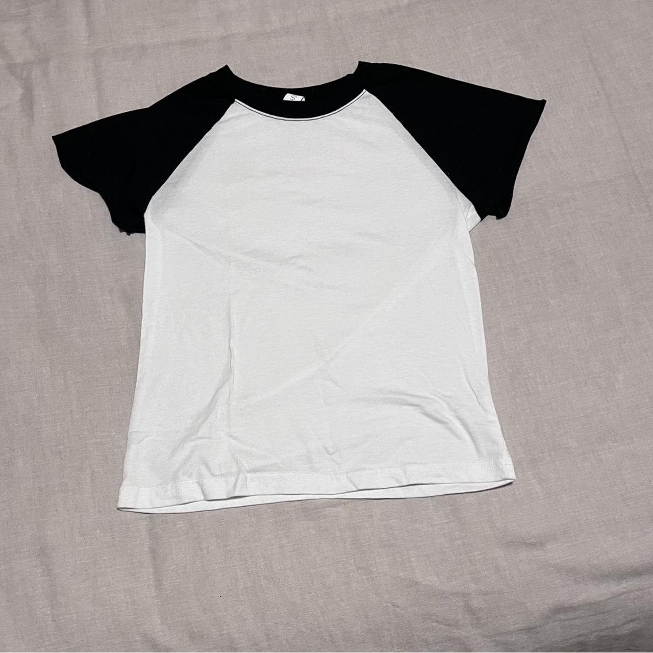 Cropped black and white baseball tee 🔲 ~free... - Depop