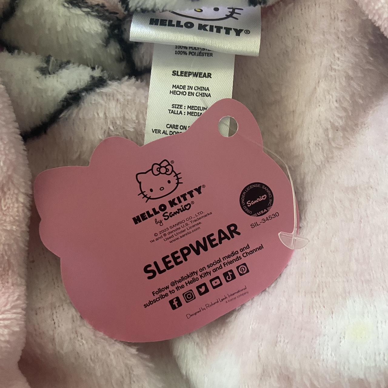 Pink daisy Hello Kitty robe. 🌼🎀💝 Size medium brand... - Depop