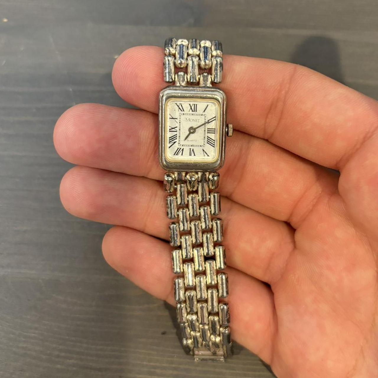 Cute and classy vintage watch, silver all around... - Depop