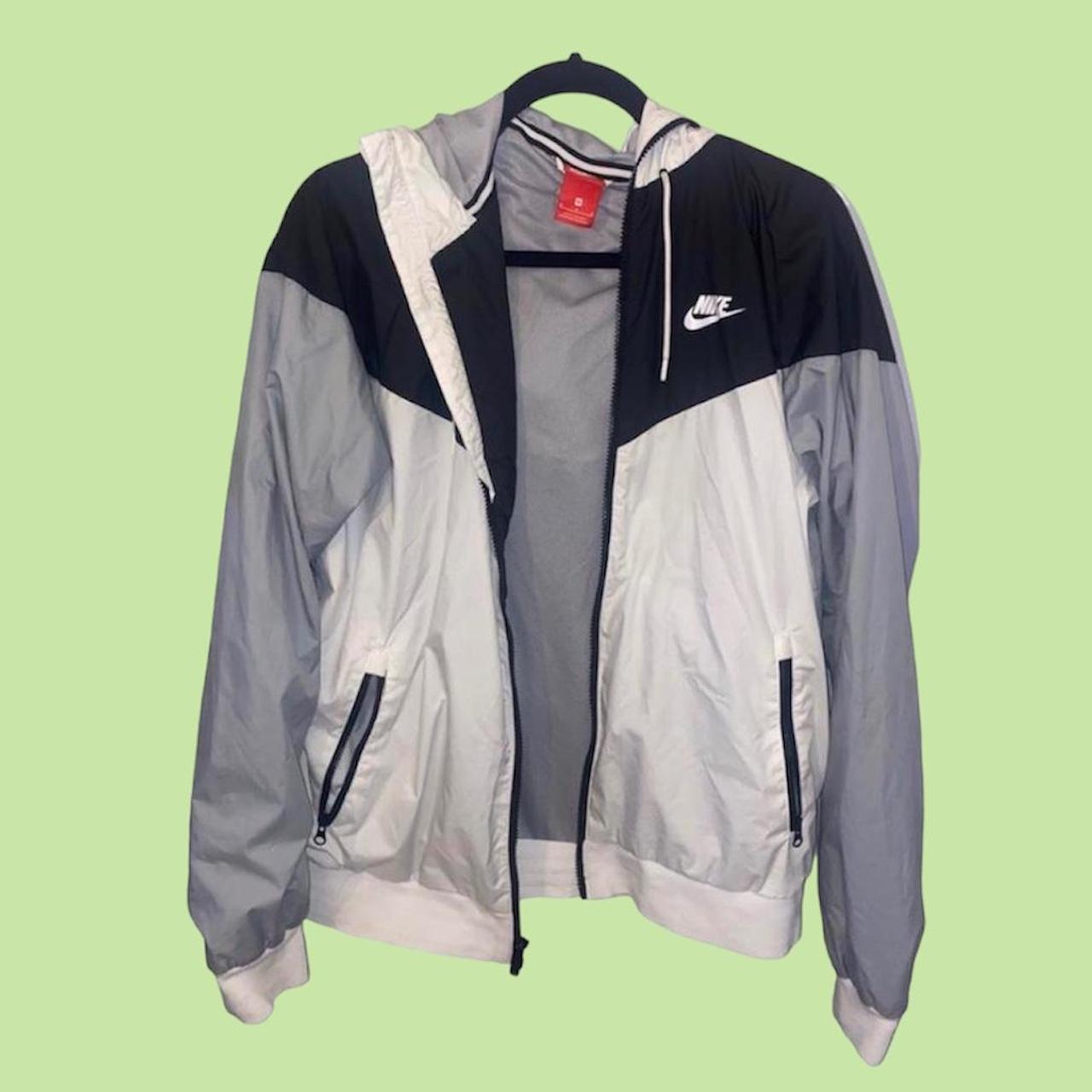 Nike Men's Black and White Jacket | Depop