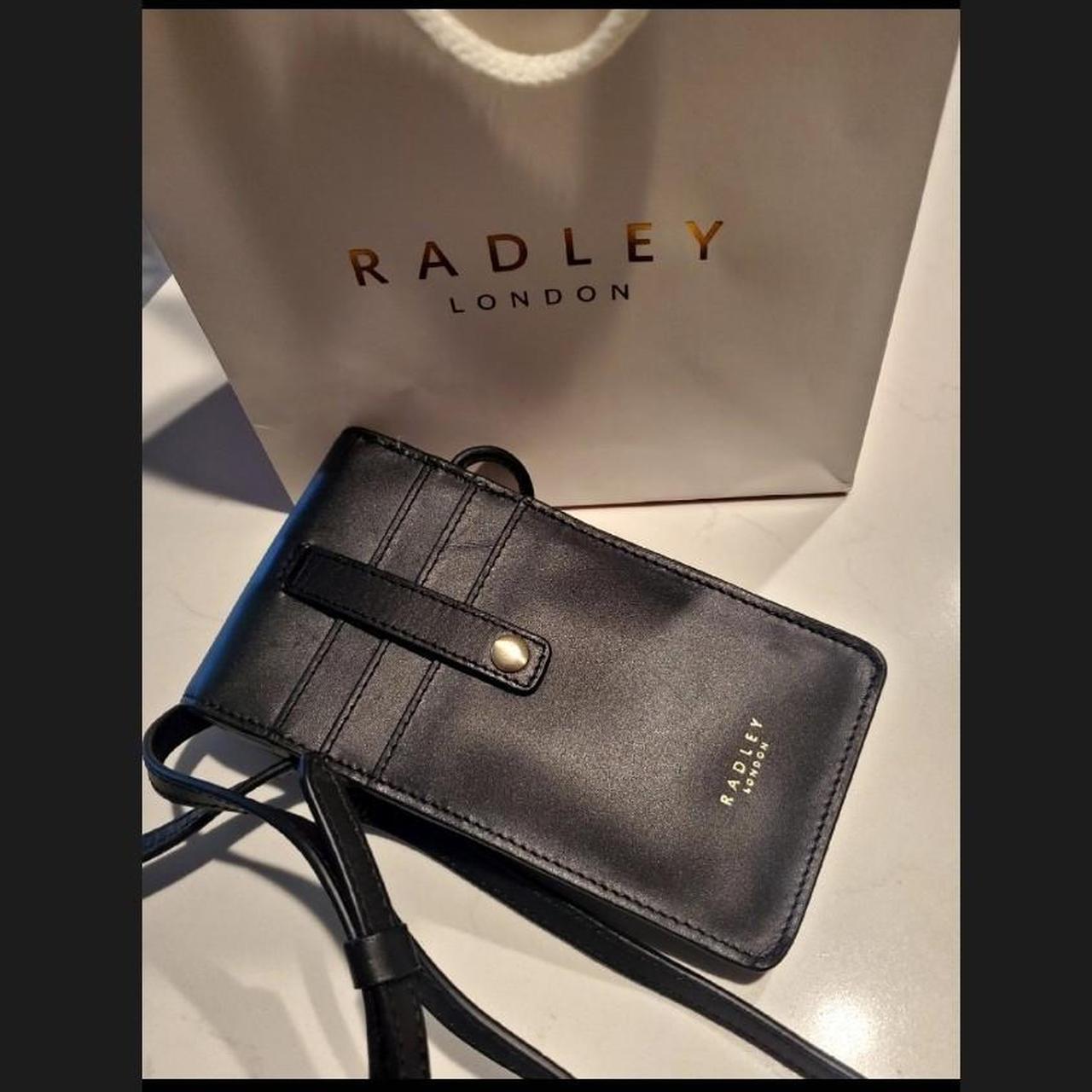 Radley London Mediphocross Phone Crossbody Bag $85... - Depop